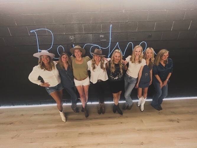 660 Vernon Ave. Glencoe